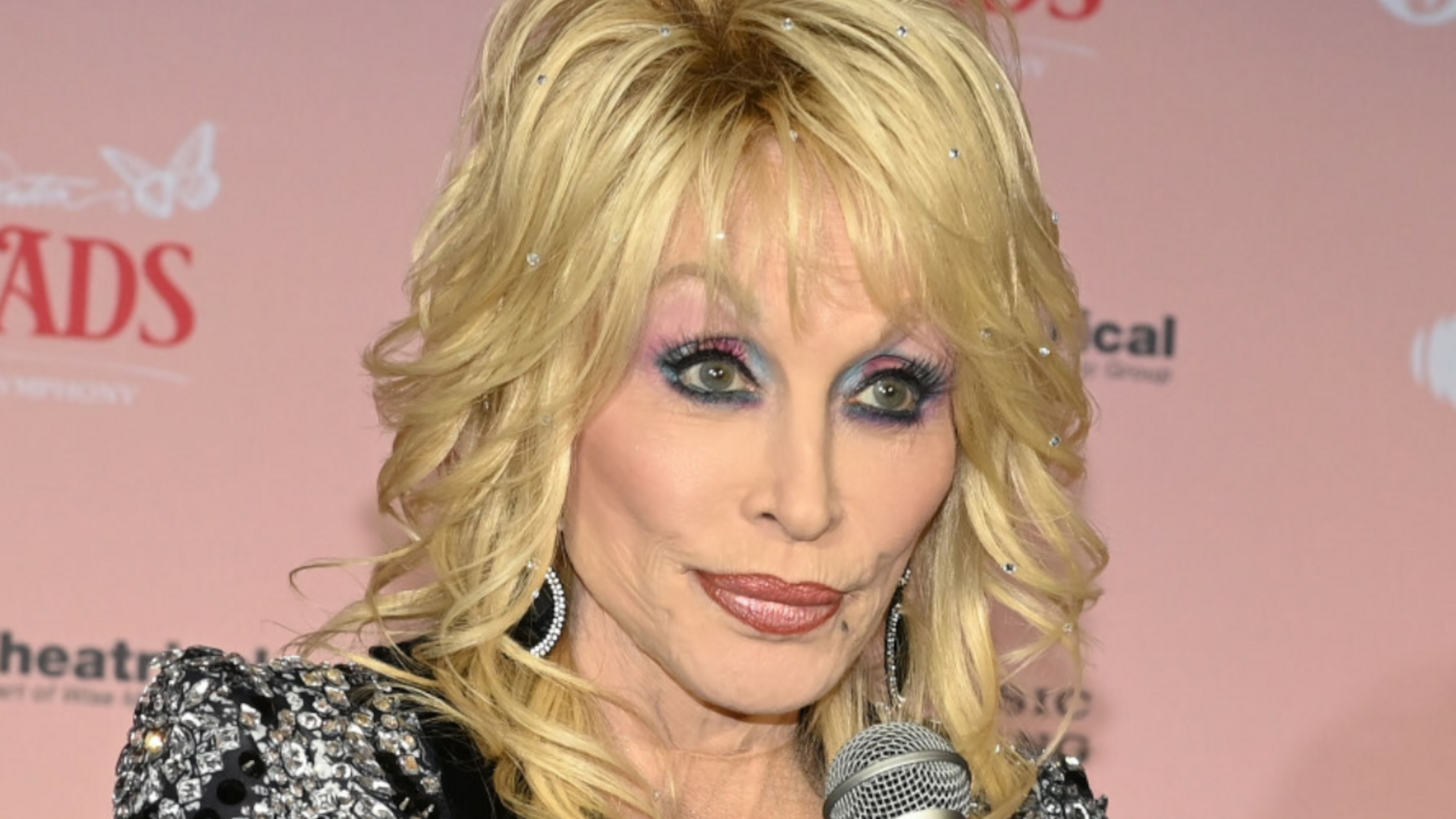 Dolly Parton ma poważne problemy zdrowotne? „Jeszcze nie umarłam” - Melo